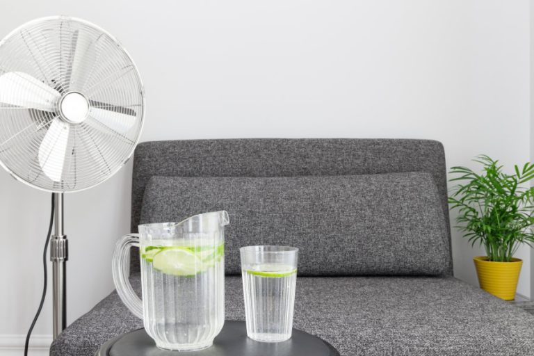 How to Cool a Room with Ice and a Fan: Living Comfortably in the Summer
