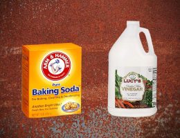 How to Remove Rust With Vinegar and Baking Soda | House Trick