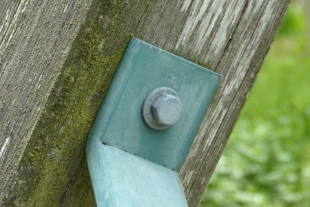 How to Loosen a Tight Bolt Without Tools » House Trick